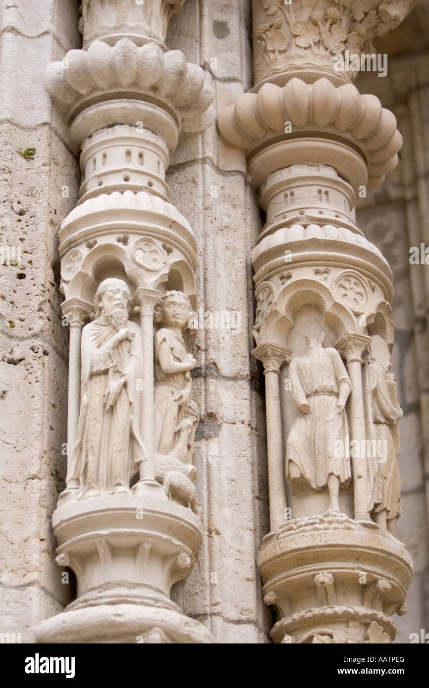 Statue chartres cathedral immagini e fotografie stock ad alta ...