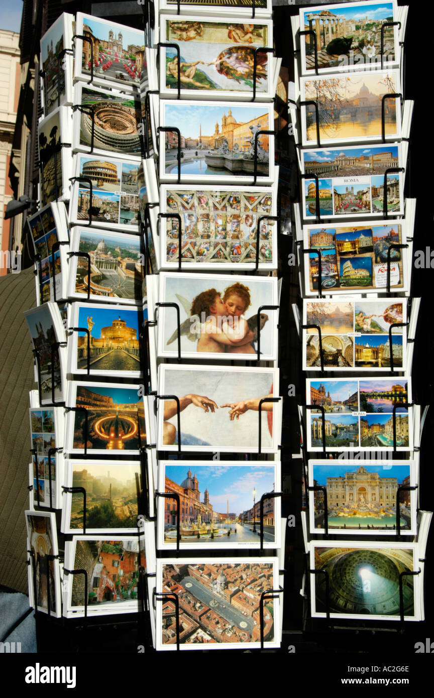 Cartoline italiane immagini e fotografie stock ad alta risoluzione - Alamy