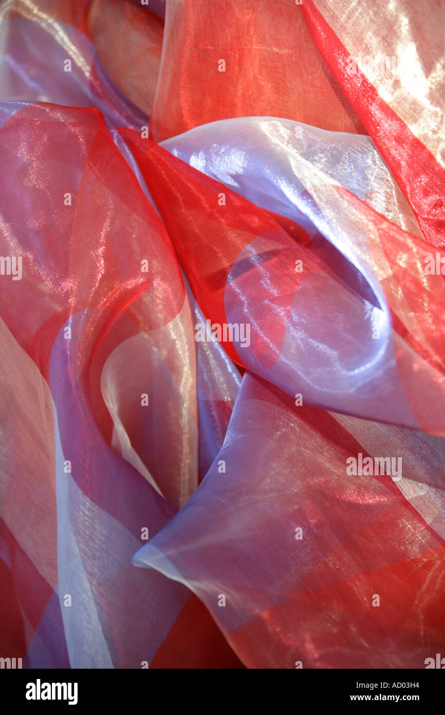 Voile di seta immagini e fotografie stock ad alta risoluzione - Alamy