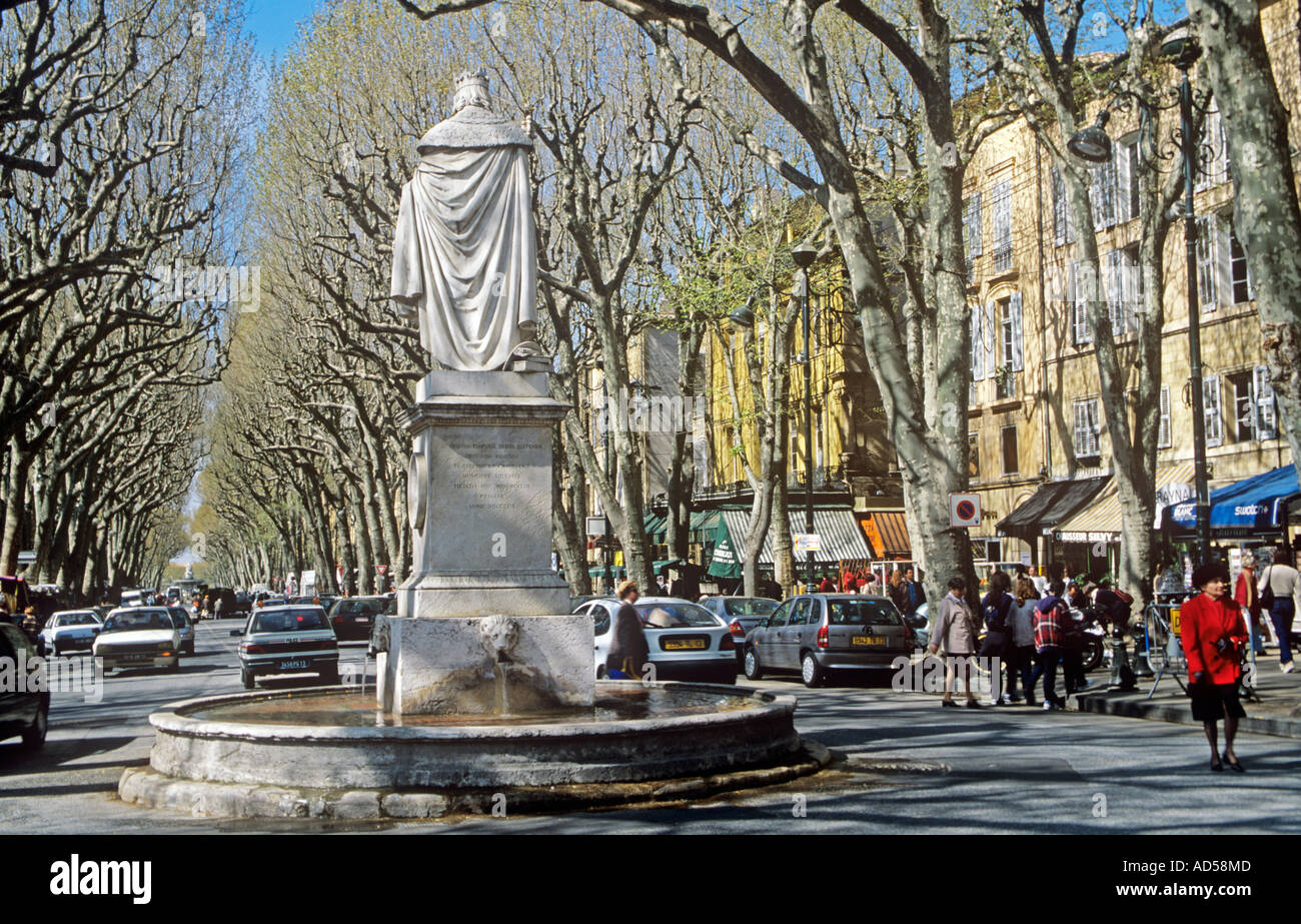 Aix en provence cours mirabeau avenue immagini e fotografie stock ad alta risoluzione - Alamy