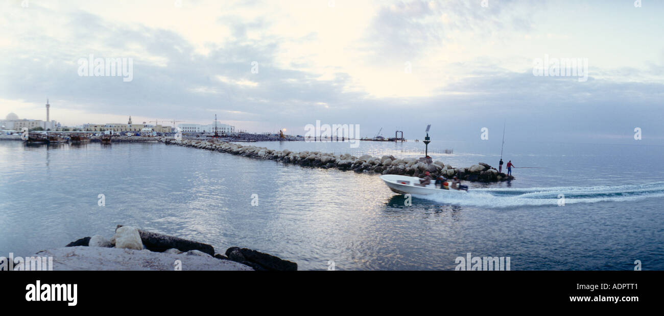 Porto del peschereccio del kuwait immagini e fotografie stock ad alta ...