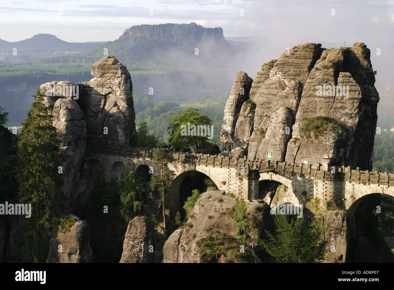 Germania Sassonia rocce di arenaria Sassonia vista svizzero per le ...