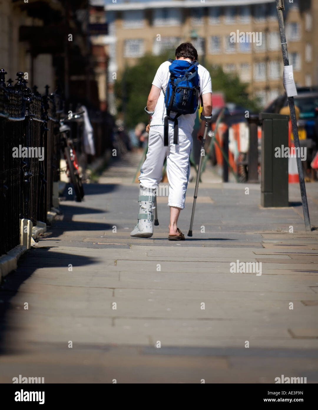 Piede ingessato immagini e fotografie stock ad alta risoluzione - Alamy