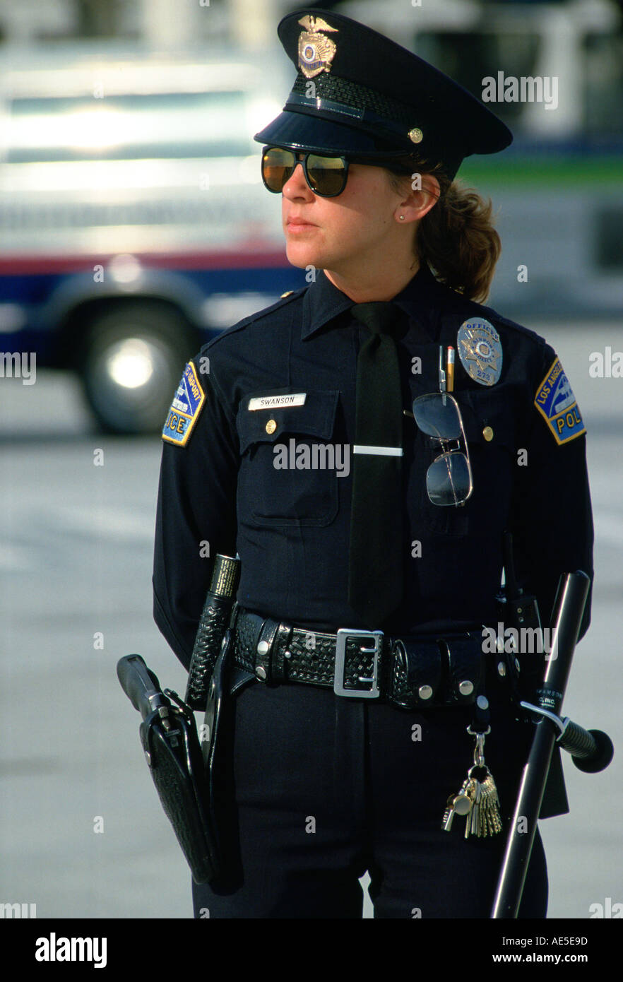 Los angeles police officers immagini e fotografie stock ad alta ...