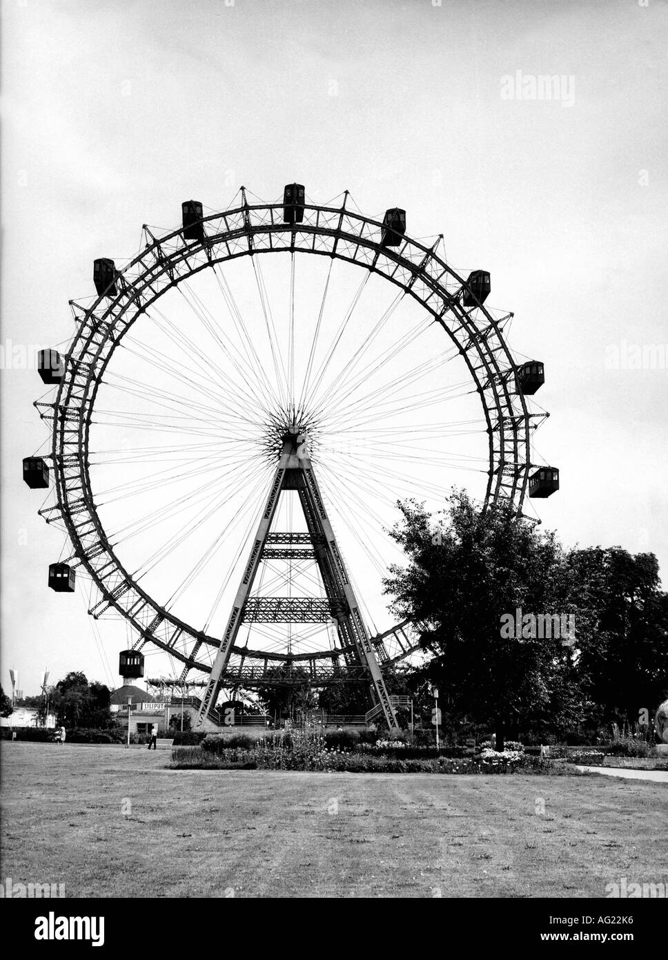 Xx secolo ventesimo immagini e fotografie stock ad alta risoluzione - Alamy