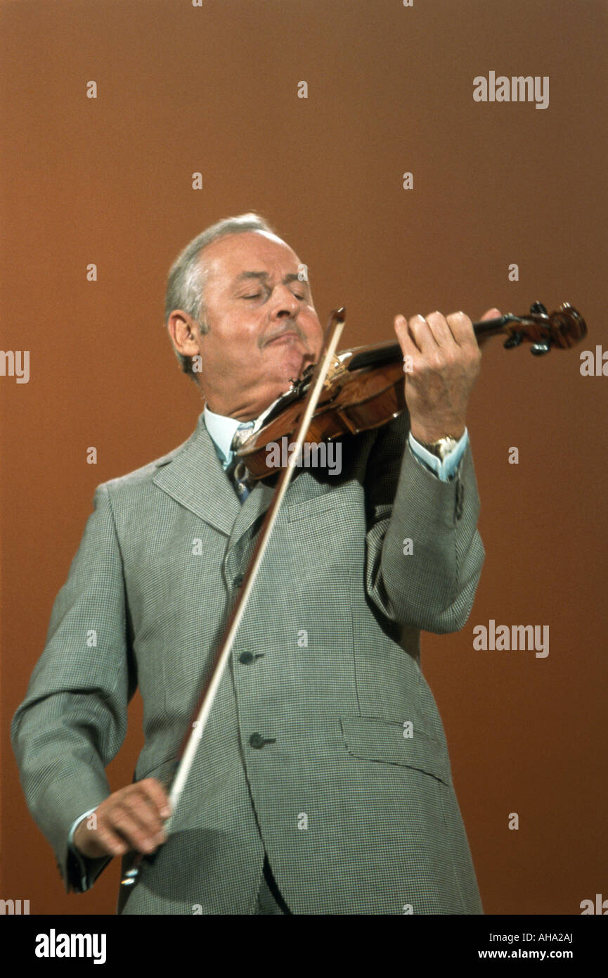 Violinista stephane grappelli immagini e fotografie stock ad alta ...