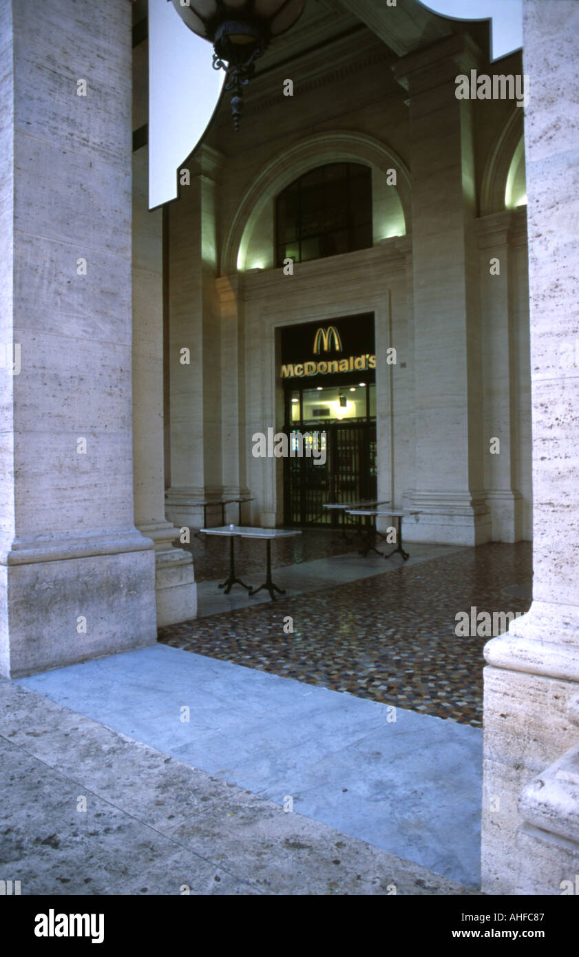 Rome mcdonalds immagini e fotografie stock ad alta risoluzione - Alamy