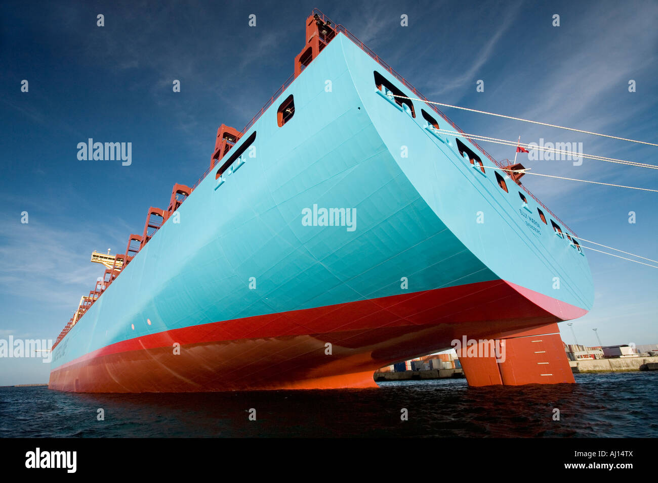 Una delle più grandi navi portacontainer del mondo immagini e ...