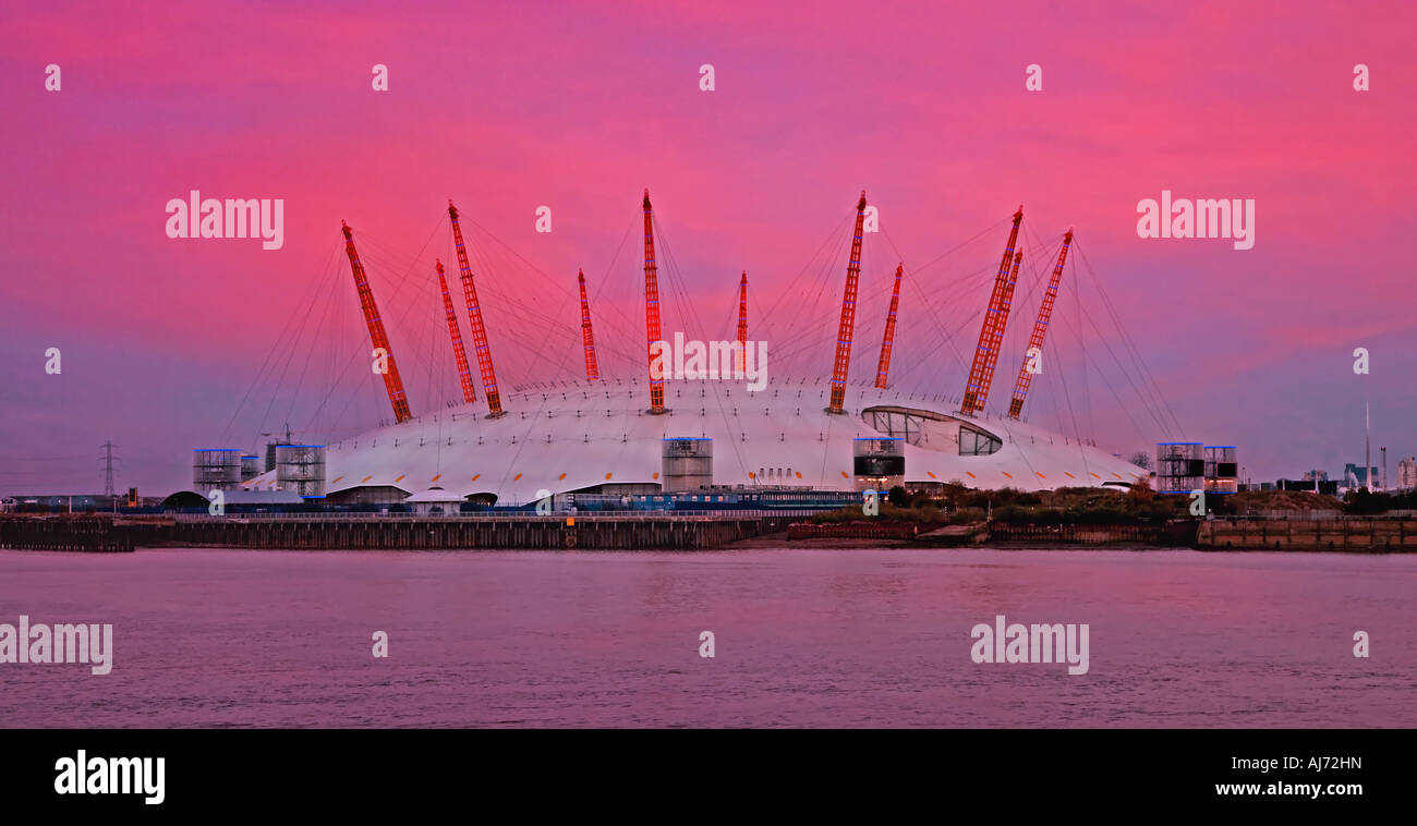 The o2 arena immagini e fotografie stock ad alta risoluzione - Alamy