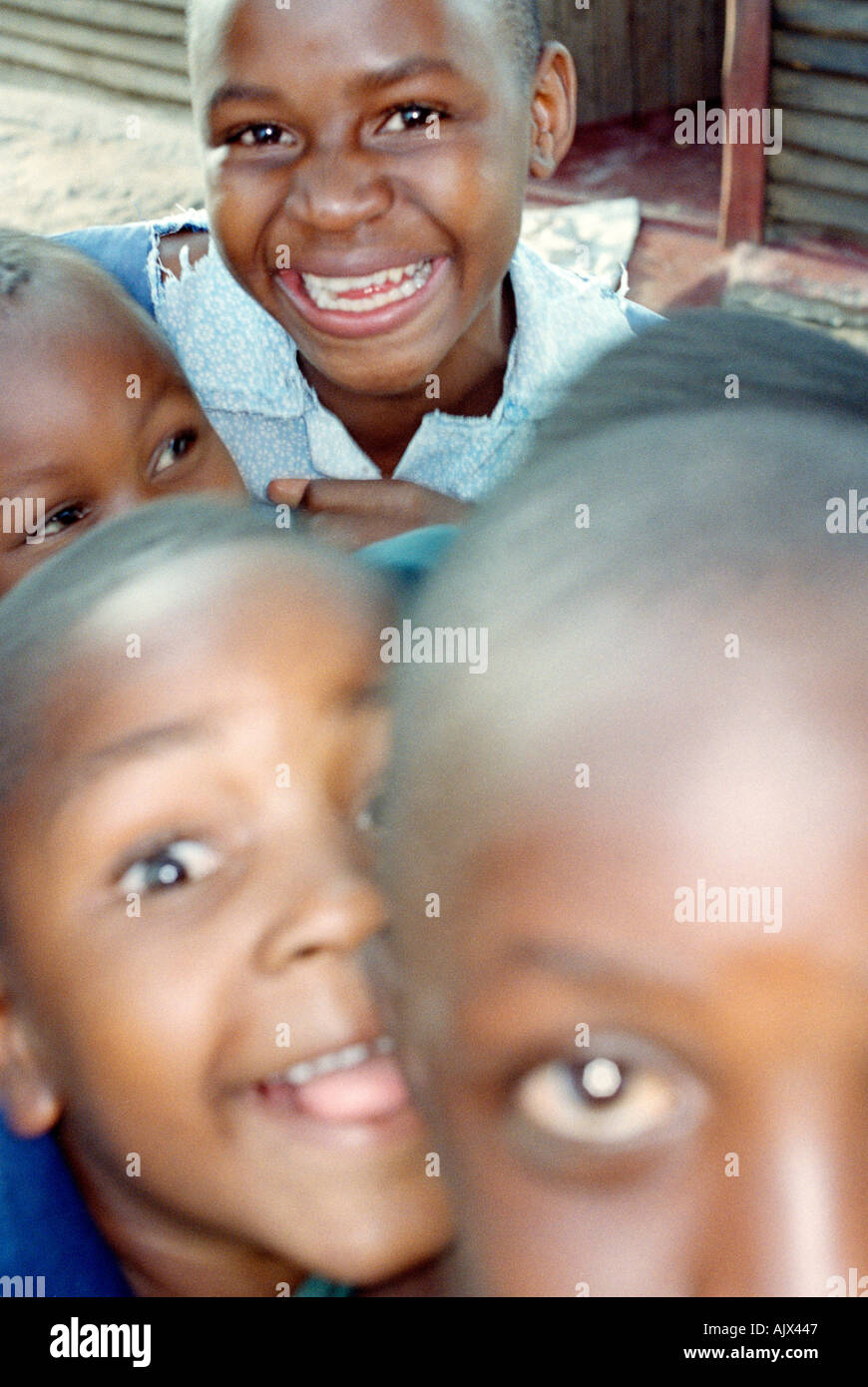 Urla dalle risate immagini e fotografie stock ad alta risoluzione - Alamy