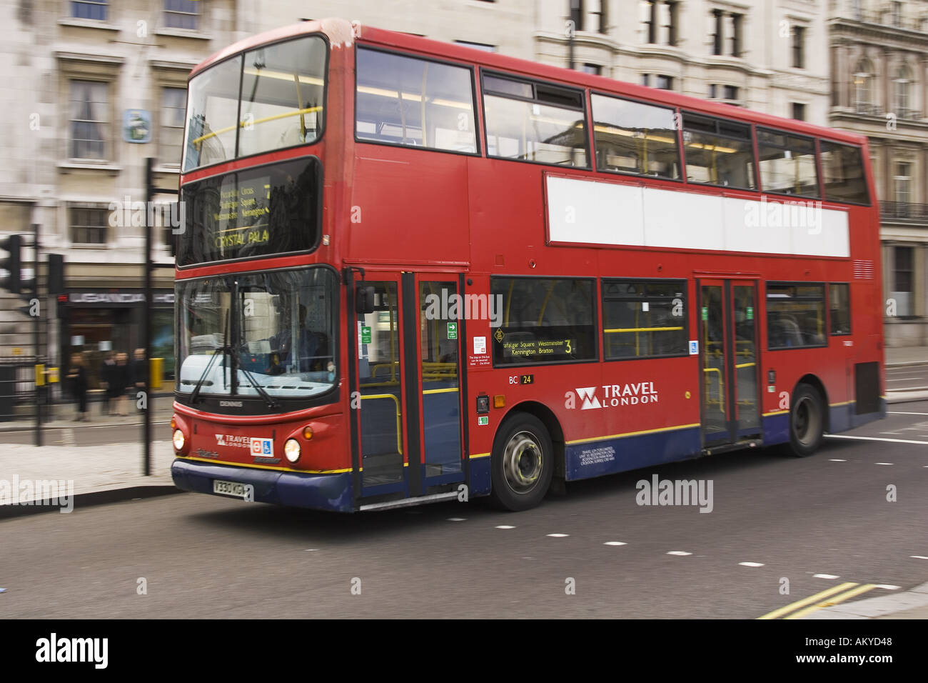 Lato autobus di londra immagini e fotografie stock ad alta risoluzione ...