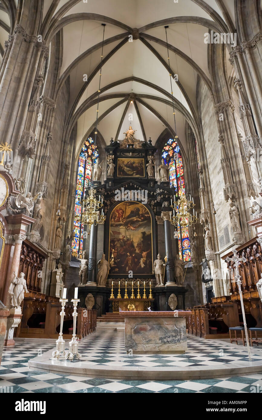Stephansdom inside immagini e fotografie stock ad alta risoluzione - Alamy