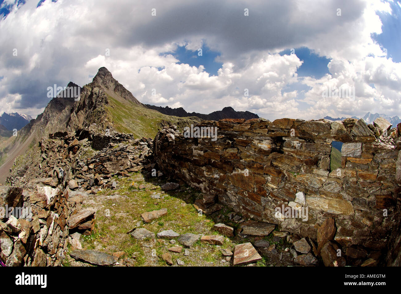 Trincee di guerra immagini e fotografie stock ad alta risoluzione - Alamy
