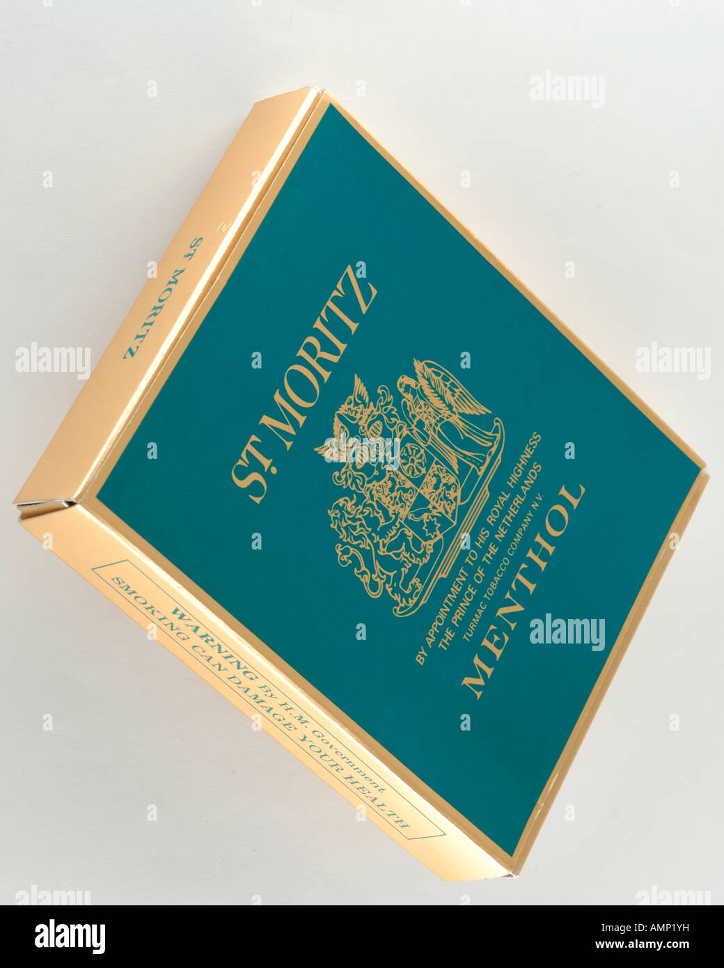 Dunhill cigarettes immagini e fotografie stock ad alta risoluzione - Alamy