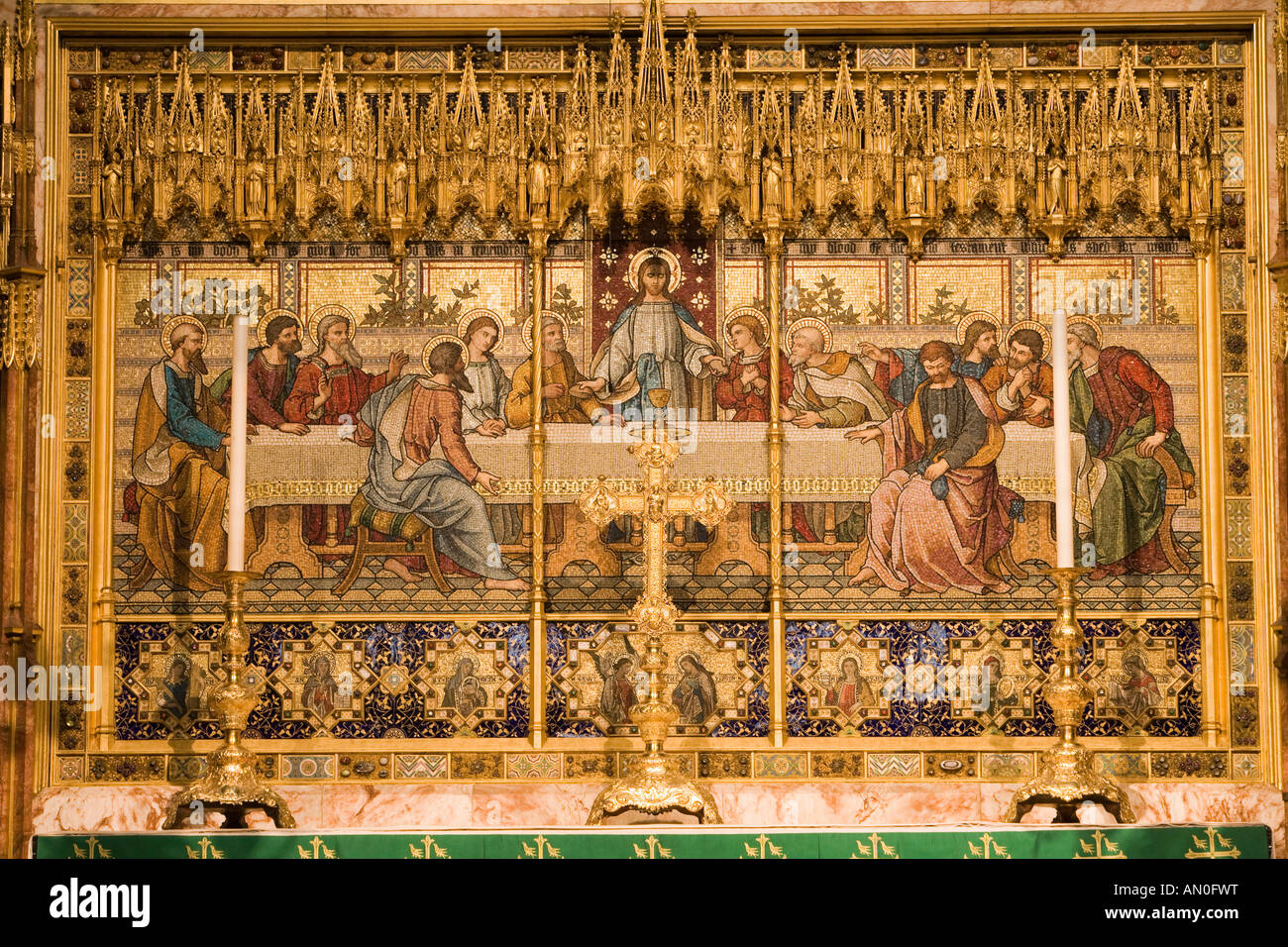 UK London Westminster Abbey Altare Maggiore Ultima cena mosaico di ...