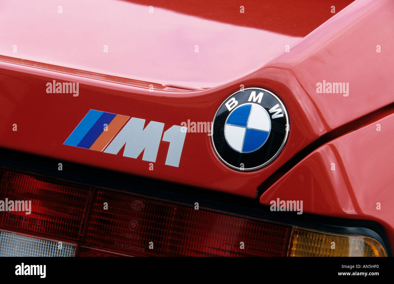 Bmw simboli immagini e fotografie stock ad alta risoluzione - Alamy