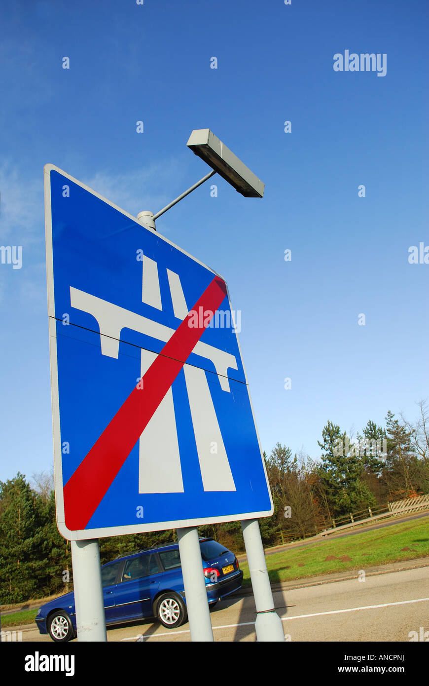 Fine del cartello autostradale immagini e fotografie stock ad alta ...