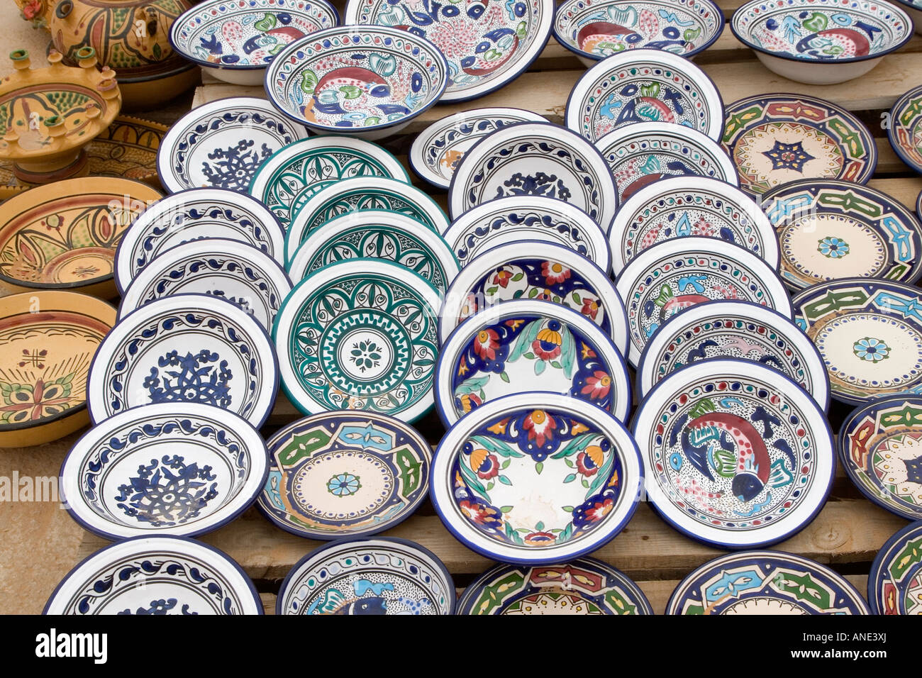 Gharyan, Jebal Nefusa, Libia. Ceramica e ceramica, stoviglie Foto stock ...