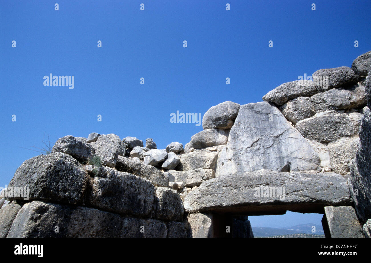 Tomba a pozzo micenea immagini e fotografie stock ad alta risoluzione ...