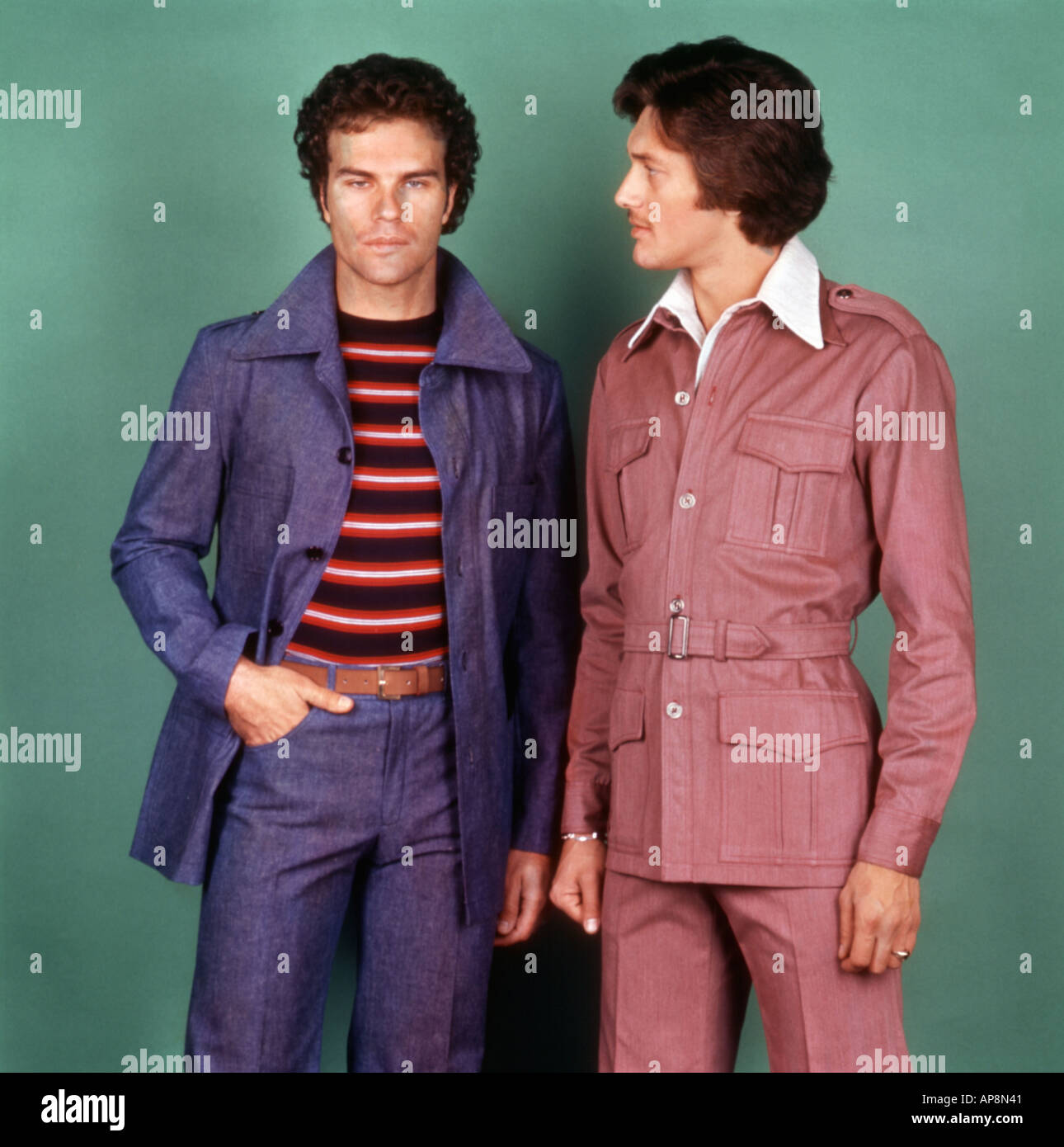 Due riprese di modelli immagini e fotografie stock ad alta risoluzione ...