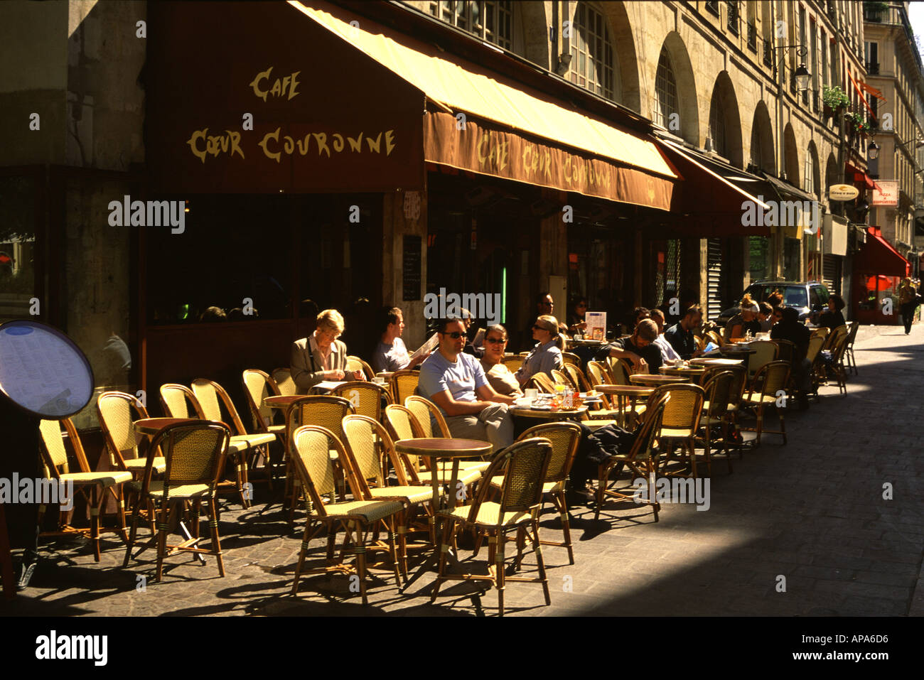 Parigi degli anni '40 immagini e fotografie stock ad alta risoluzione ...
