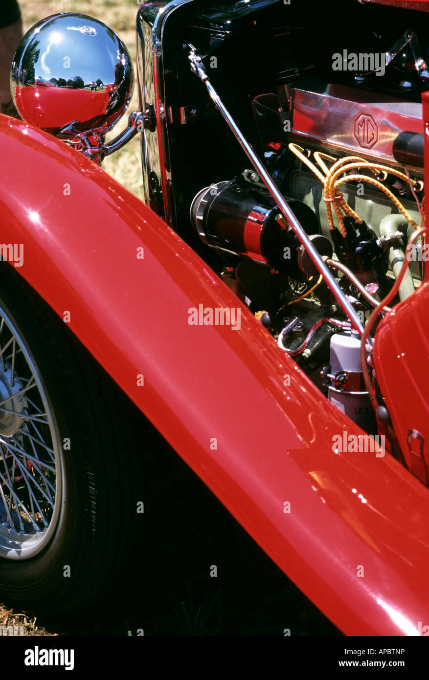 Mg logo sportscar immagini e fotografie stock ad alta risoluzione - Alamy