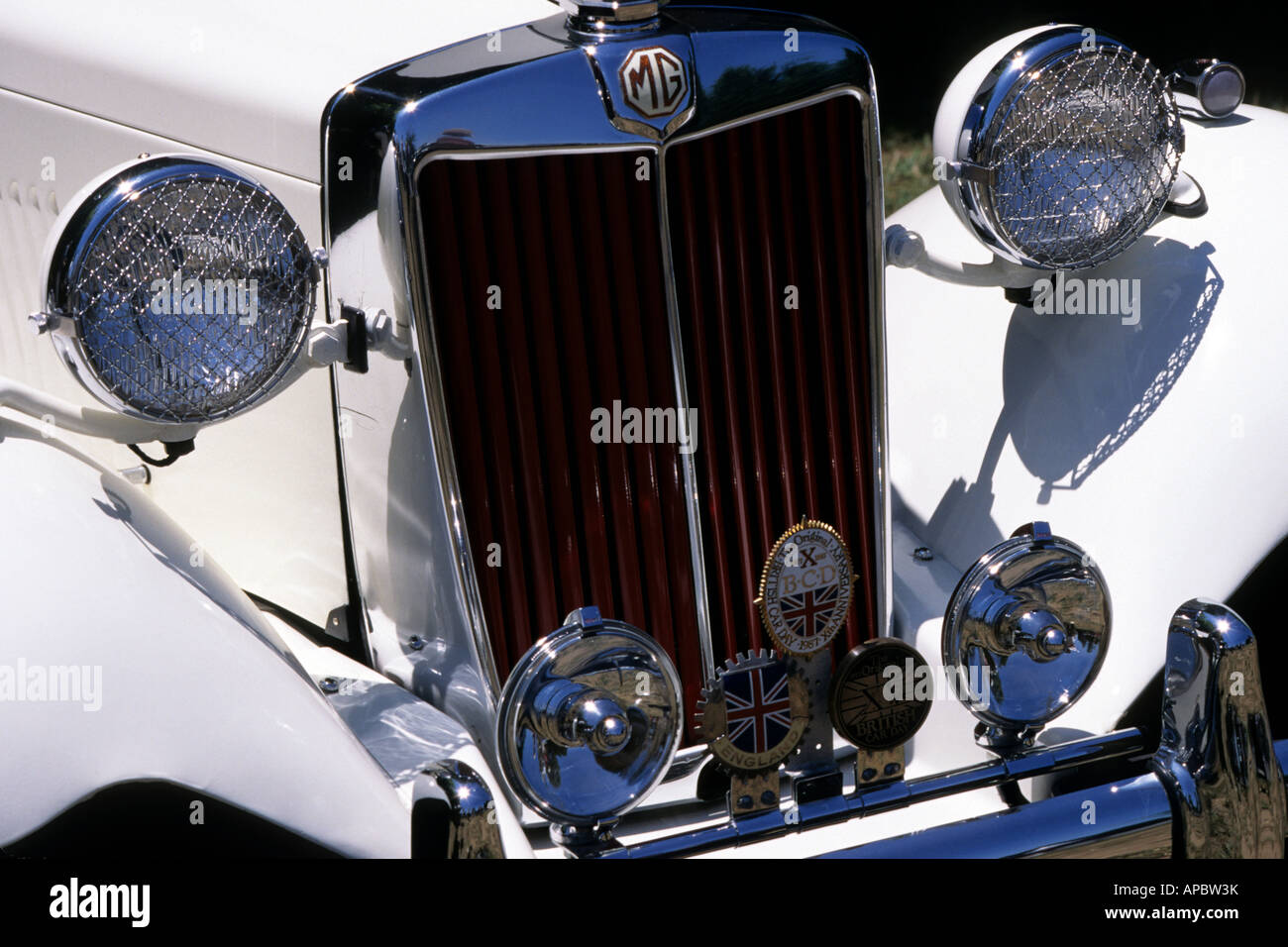 Mg logo sportscar immagini e fotografie stock ad alta risoluzione - Alamy