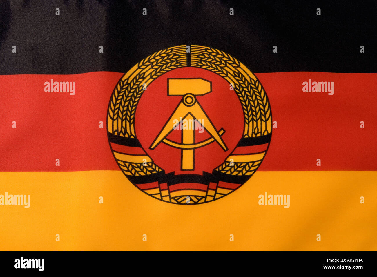 Bandiera della repubblica democratica tedesca immagini e fotografie ...