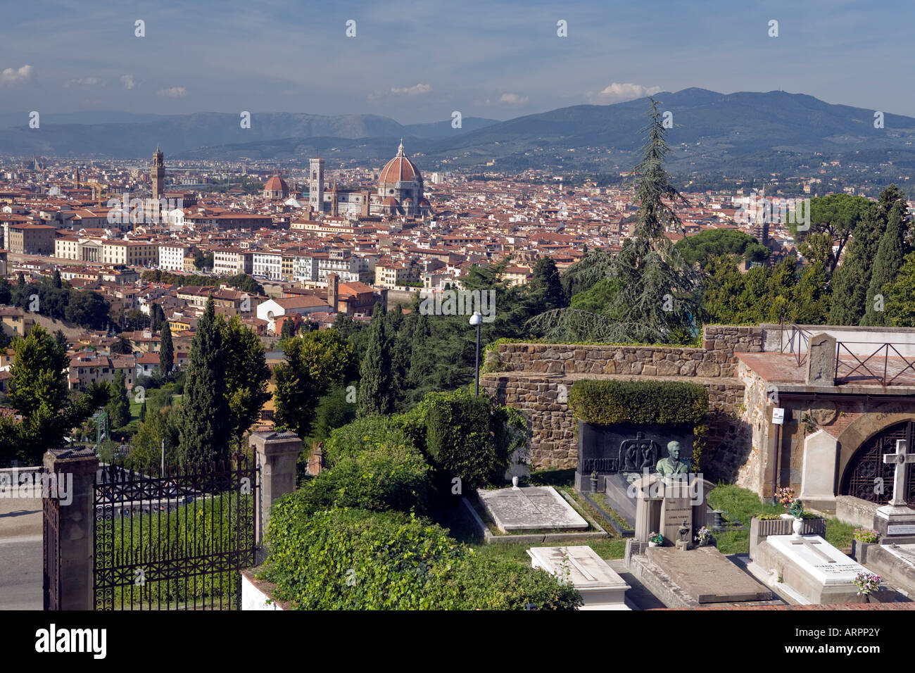 Centro storico di san miniato immagini e fotografie stock ad alta ...