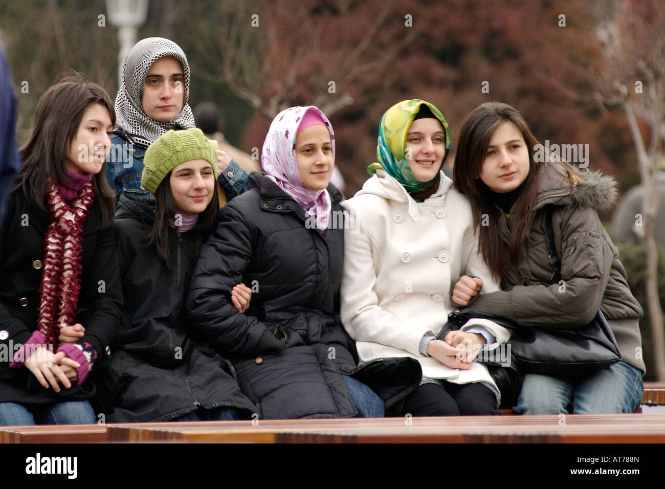 Le donne turche in posa per una fotografia ad Istanbul in Turchia Foto ...