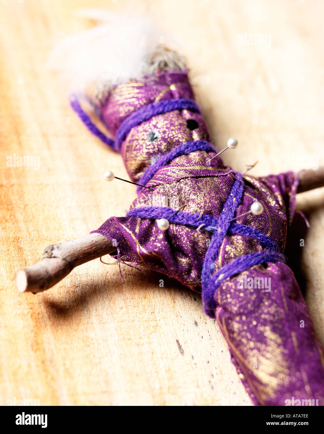 Bambola voodoo immagini e fotografie stock ad alta risoluzione - Alamy