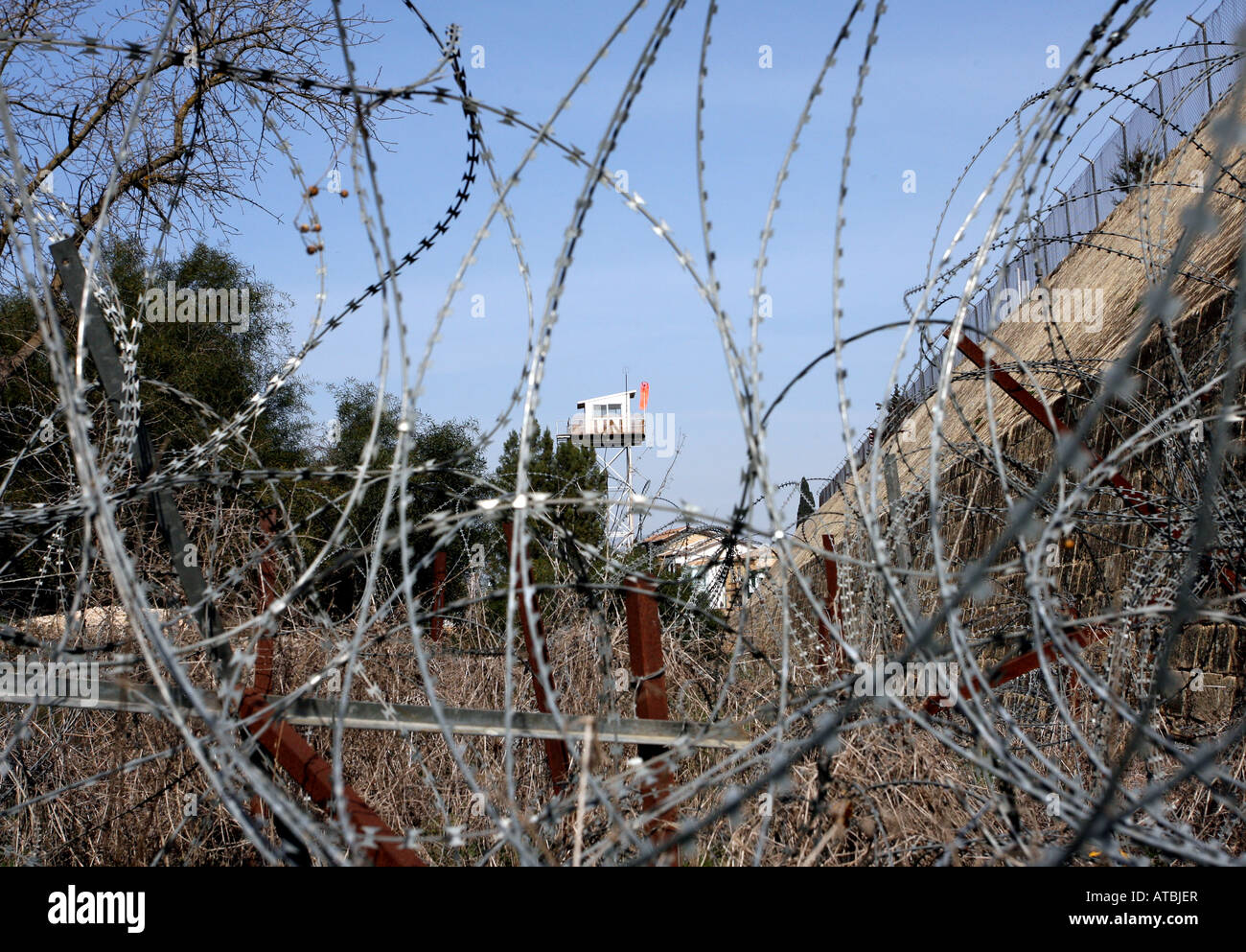 Ledra palace checkpoint immagini e fotografie stock ad alta risoluzione ...
