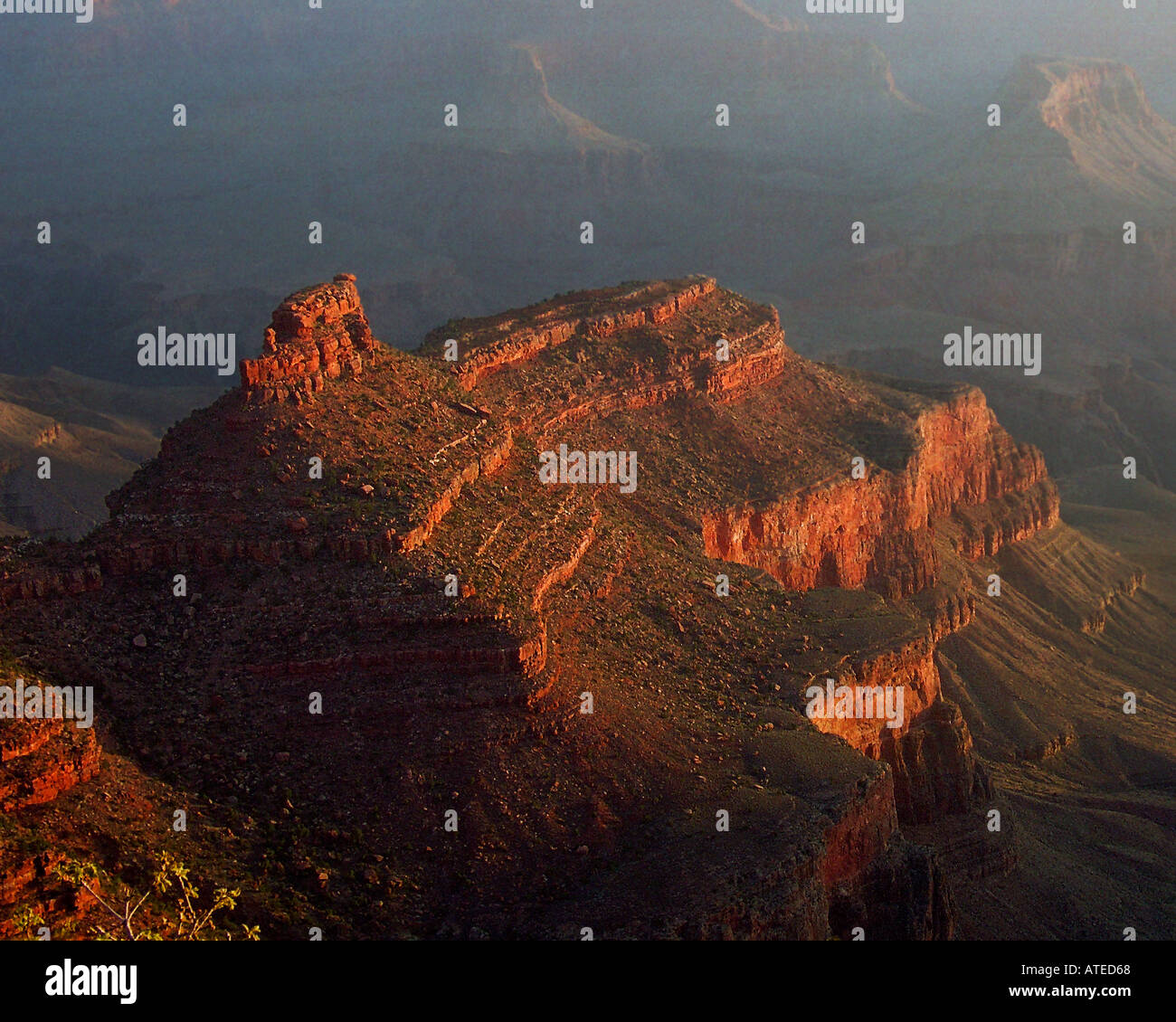 Grand canyon cheops pyramid immagini e fotografie stock ad alta ...