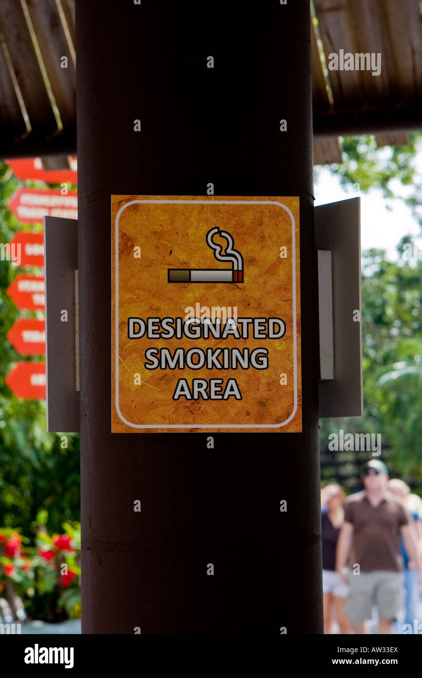 Designated smoking area sign immagini e fotografie stock ad alta ...