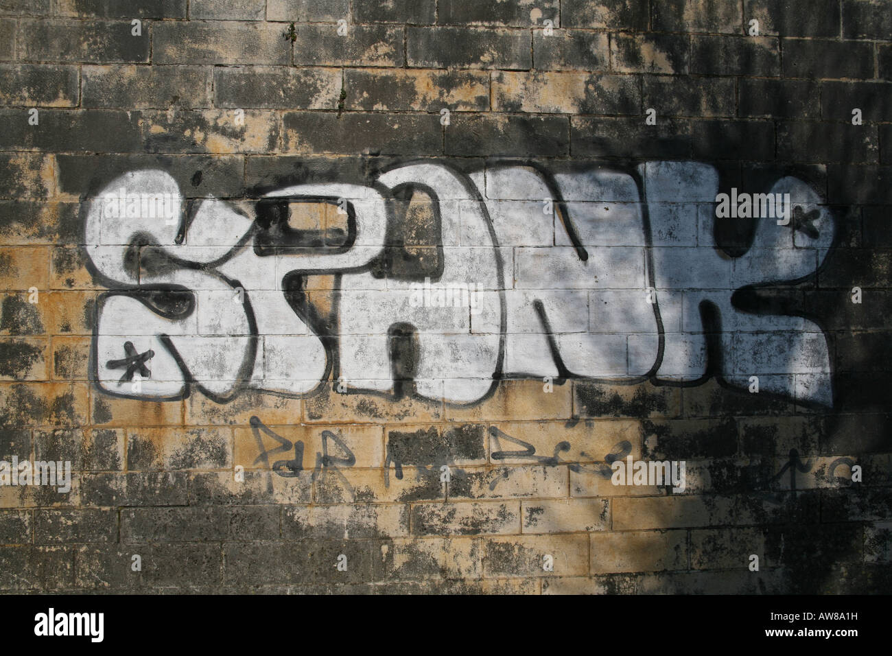 Hooligans graffiti immagini e fotografie stock ad alta risoluzione - Alamy