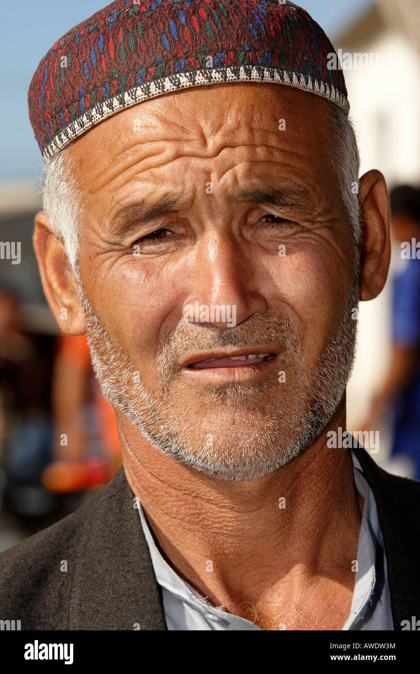 Traditional persian man costume immagini e fotografie stock ad alta ...