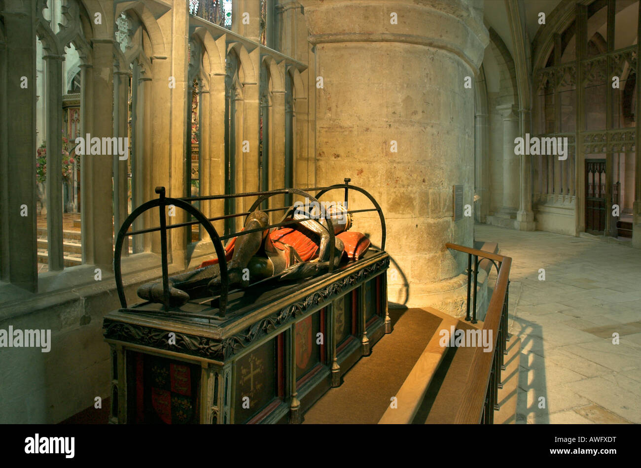 Tomba nella cattedrale medievale immagini e fotografie stock ad alta ...