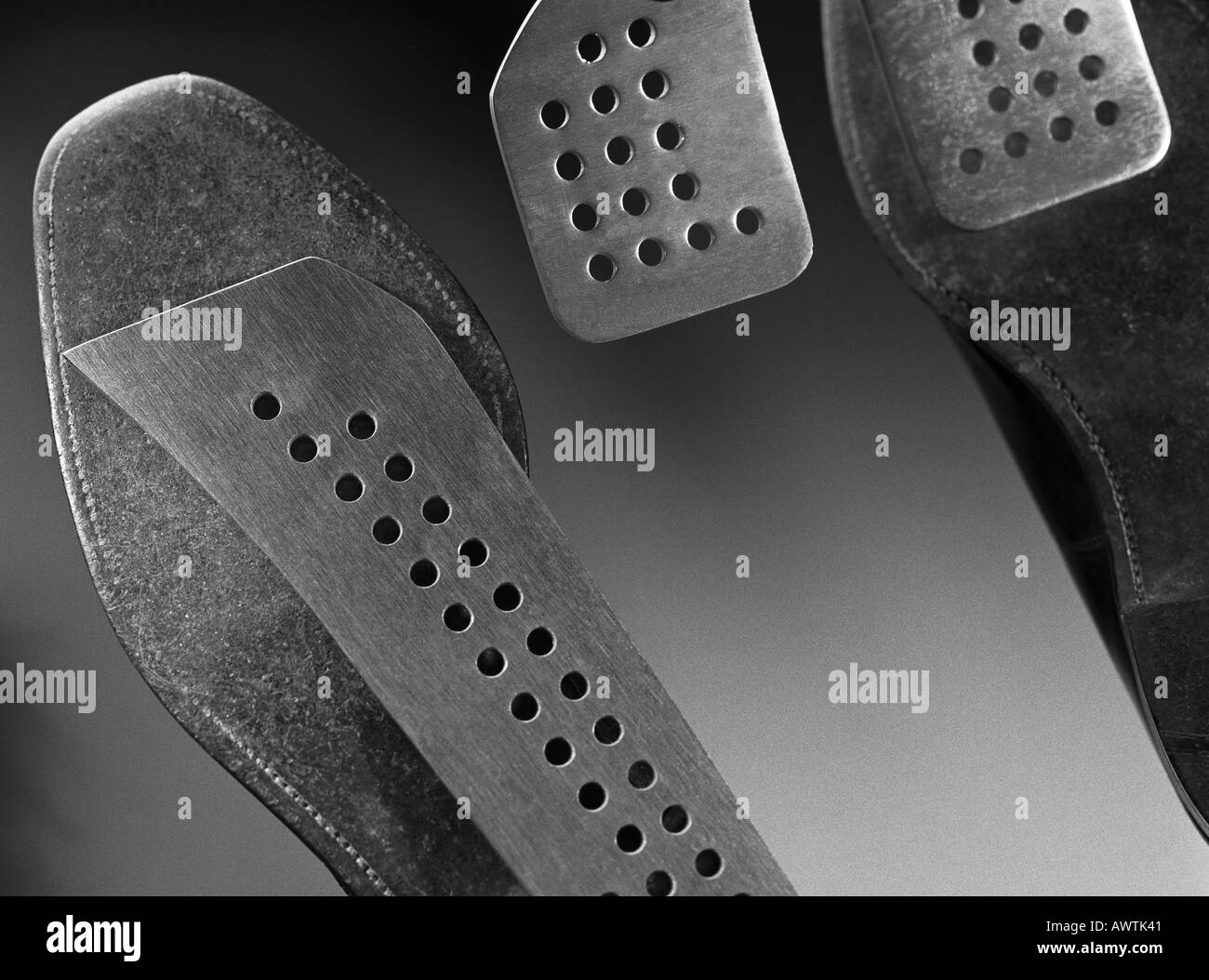 Suole di scarpe Foto e Immagini Stock in Bianco e Nero - Alamy