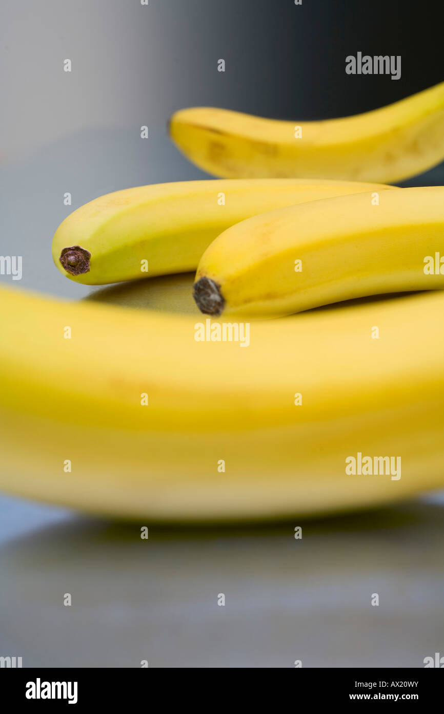 Gelbe bananen immagini e fotografie stock ad alta risoluzione - Alamy