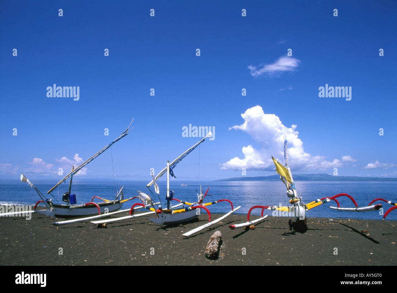 Spiaggia di kusamba immagini e fotografie stock ad alta risoluzione - Alamy