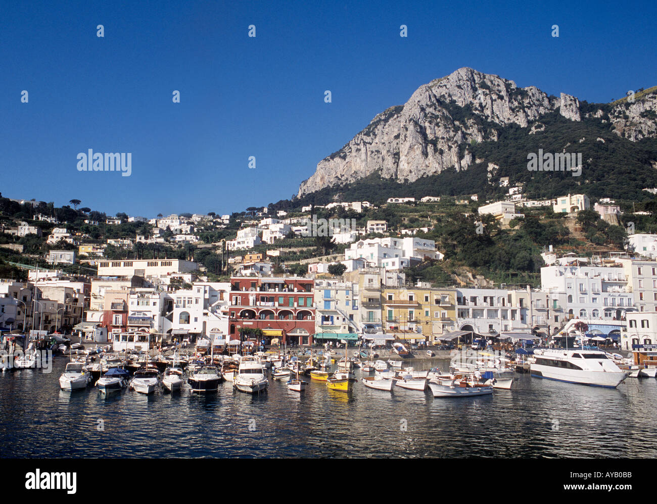 Isola di capri immagini e fotografie stock ad alta risoluzione - Alamy