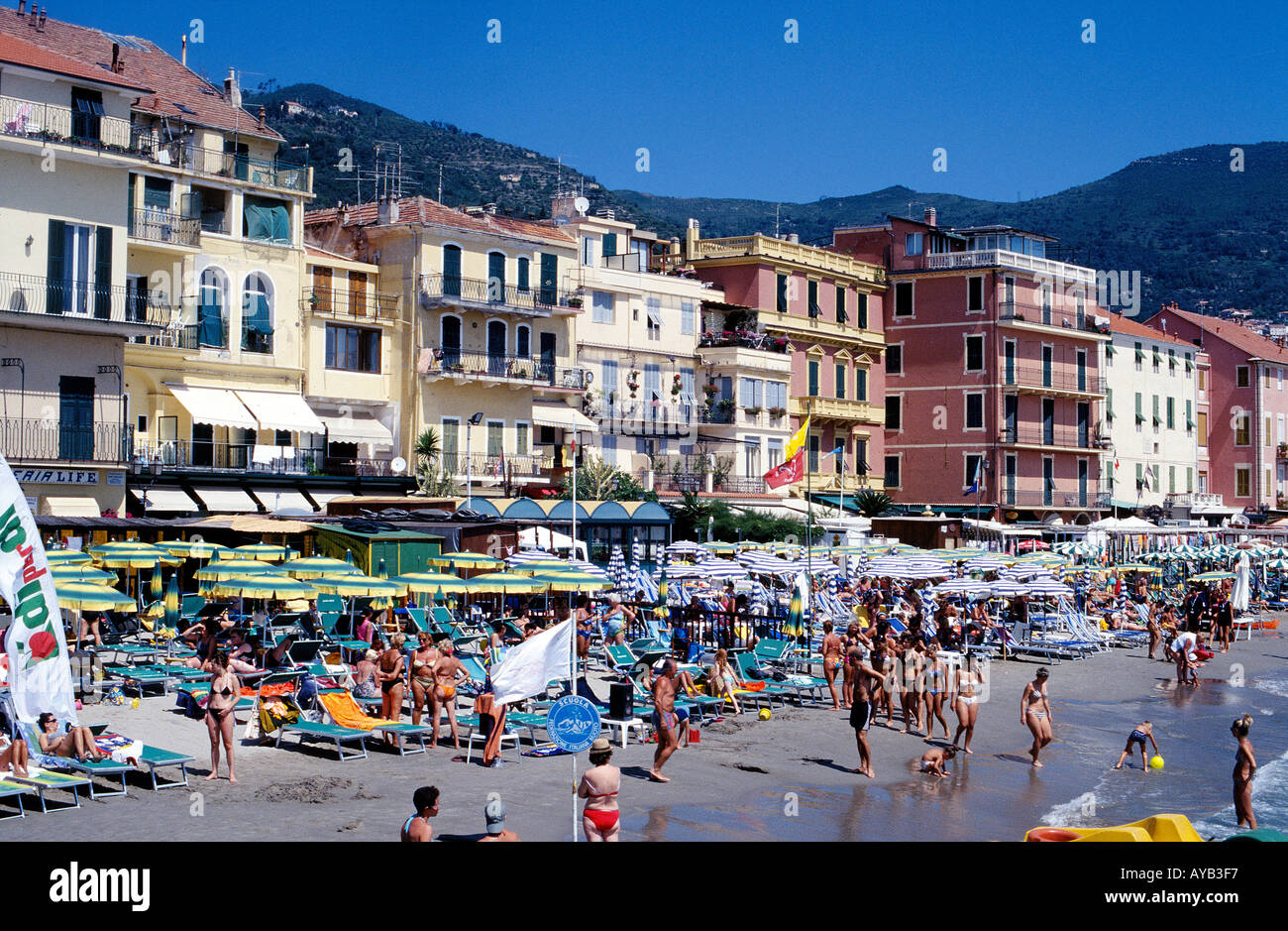 Beach alassio italian riviera immagini e fotografie stock ad alta ...