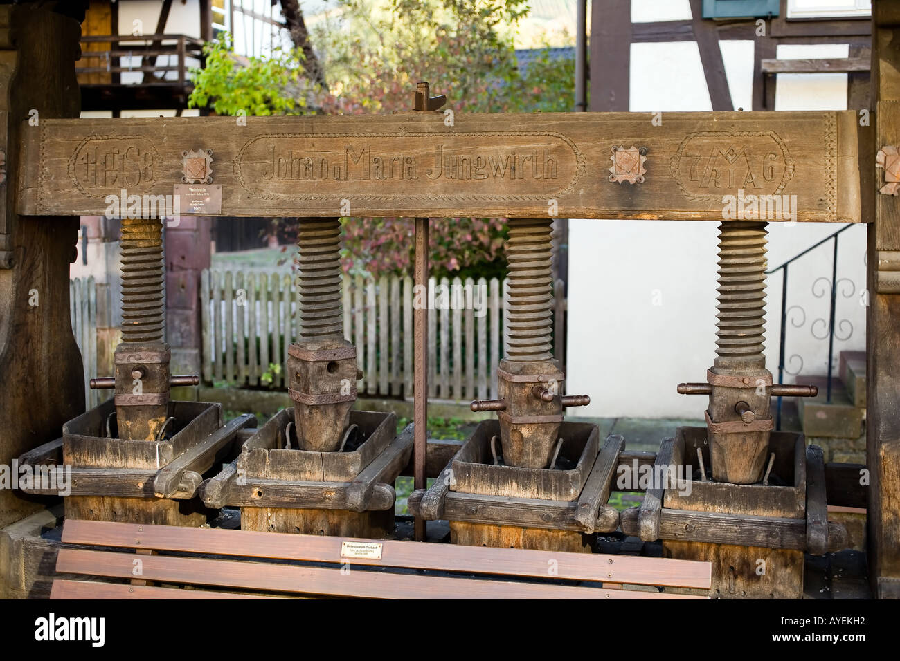 Antico torchio immagini e fotografie stock ad alta risoluzione - Alamy