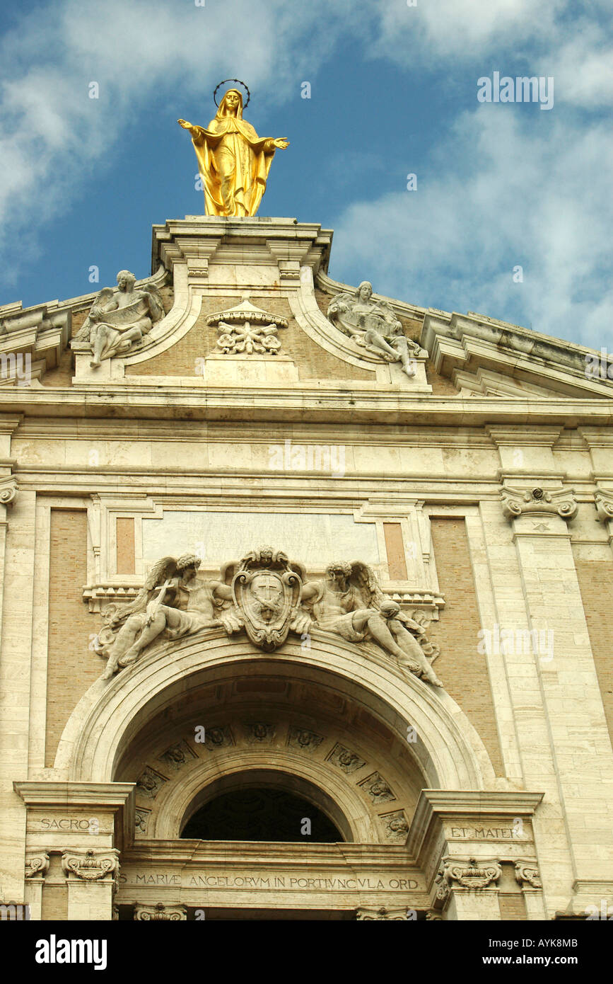 Santa maria degli angeli in assisi italia Immagini e Fotos Stock - Alamy