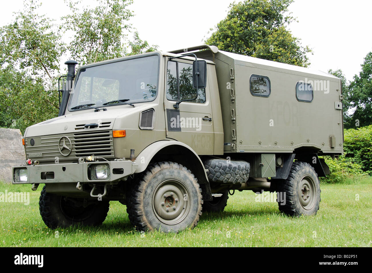 Unimog army truck immagini e fotografie stock ad alta risoluzione - Alamy