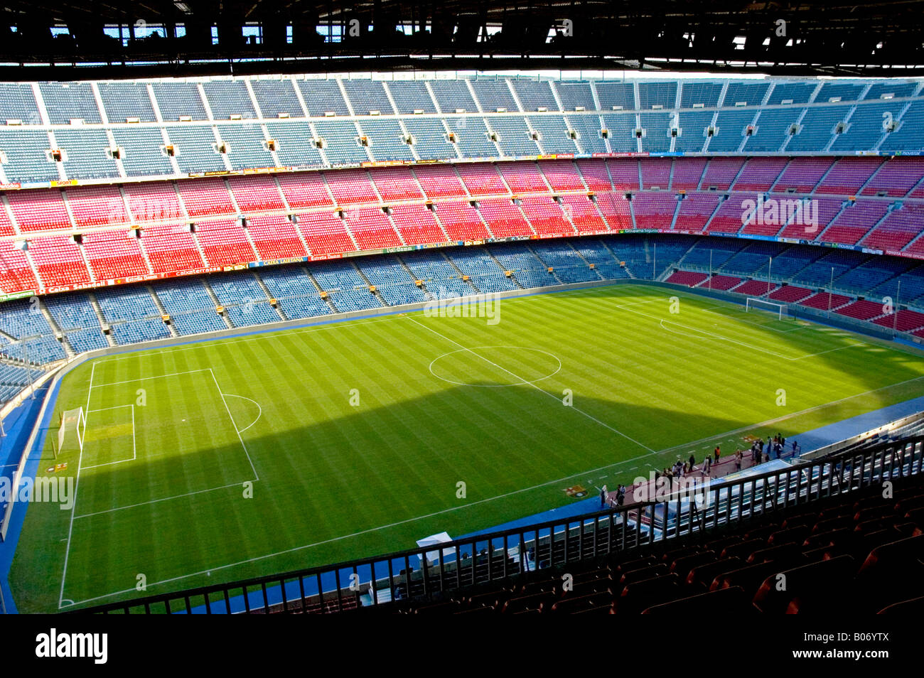 Stadio il immagini e fotografie stock ad alta risoluzione - Alamy