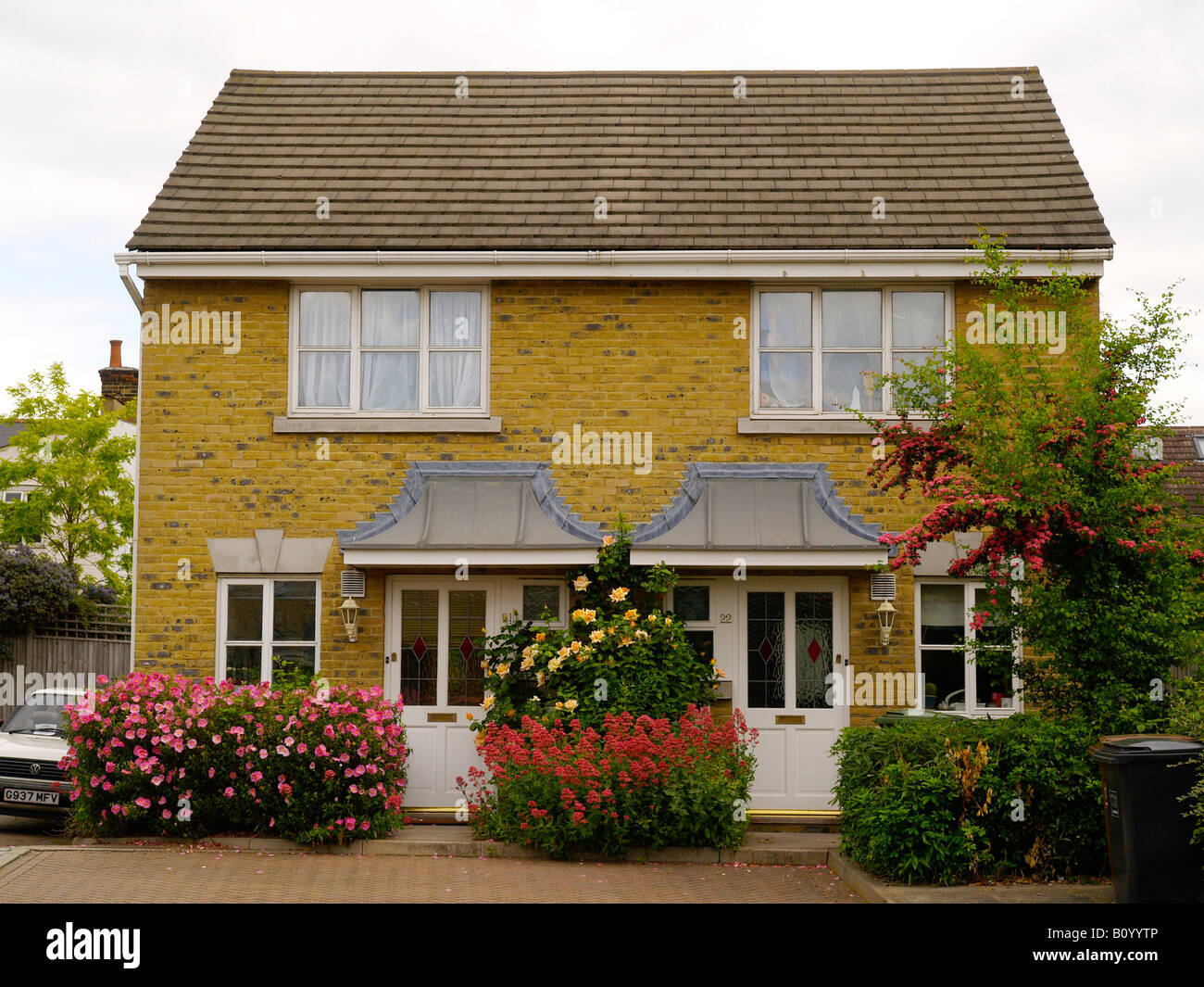 Case A Schiera Moderne Immagini e Fotos Stock - Alamy