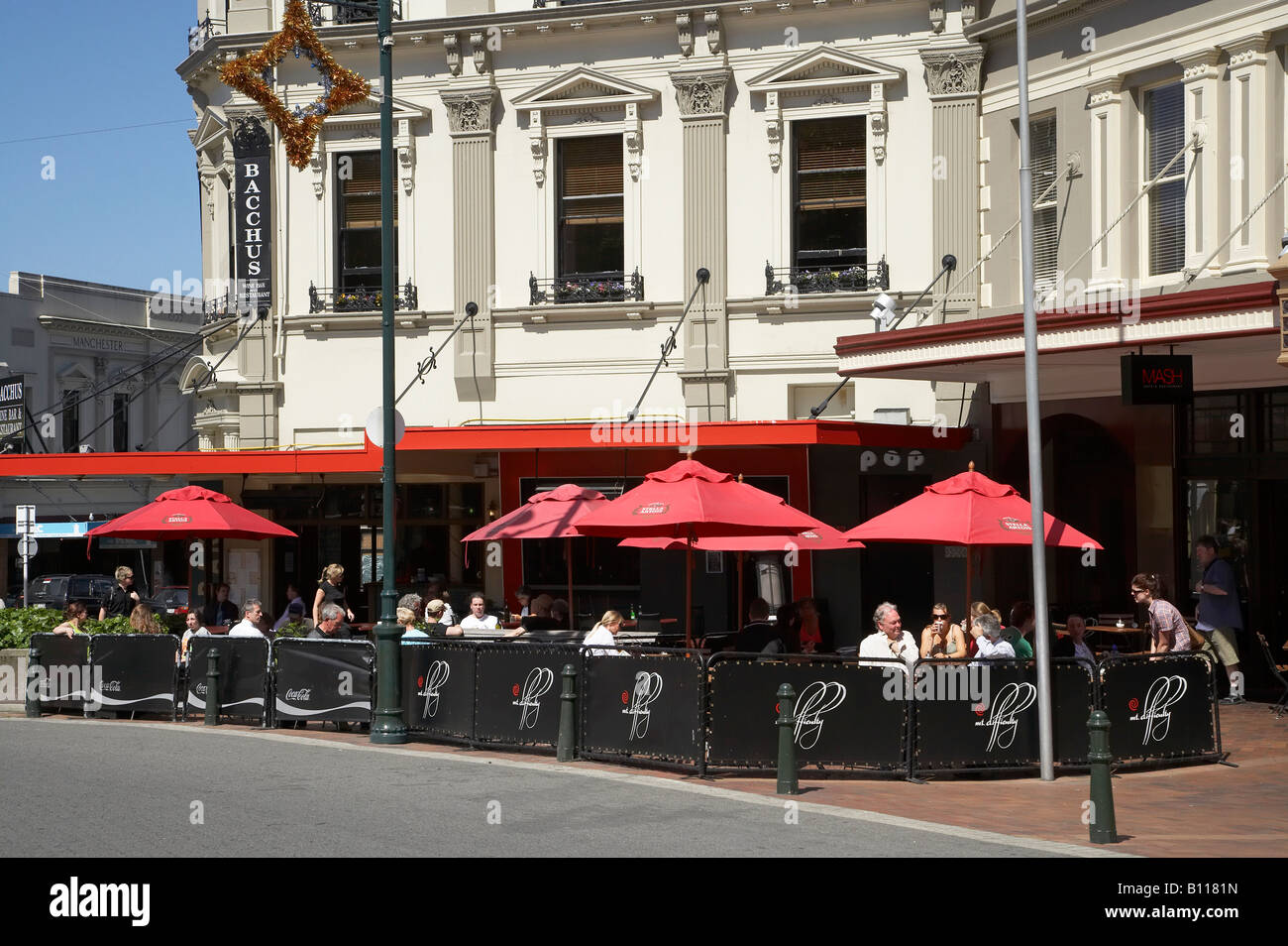 Octagon bar immagini e fotografie stock ad alta risoluzione - Alamy