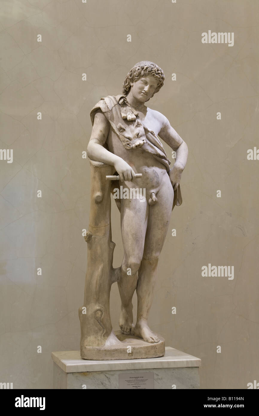 San satiro immagini e fotografie stock ad alta risoluzione - Alamy