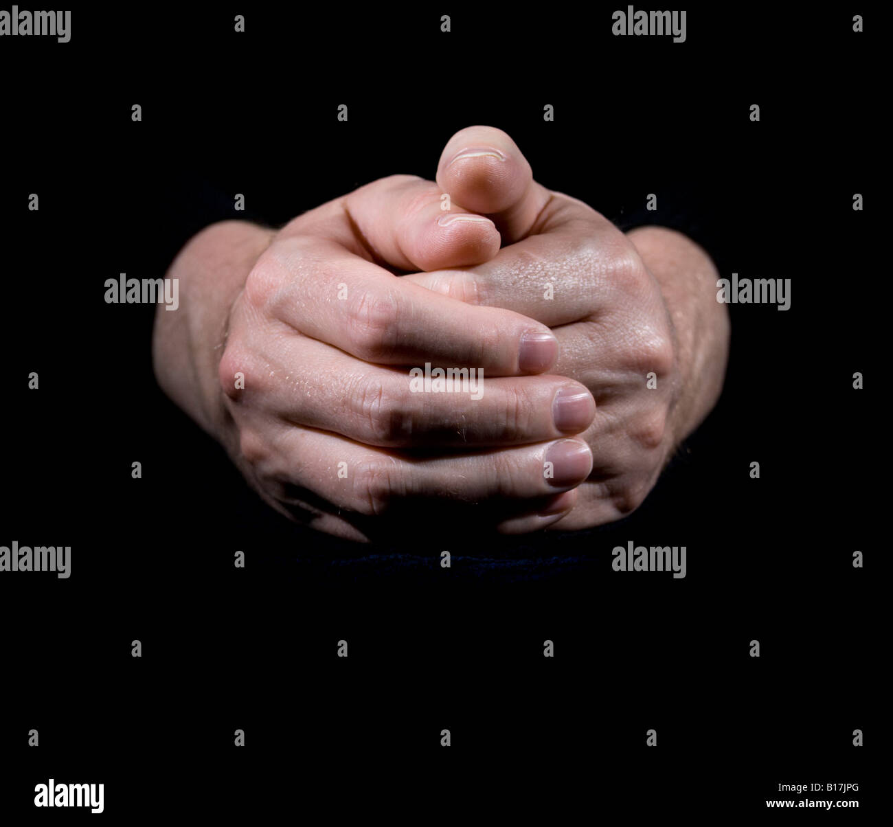Mani giunte bianco nero immagini e fotografie stock ad alta risoluzione ...